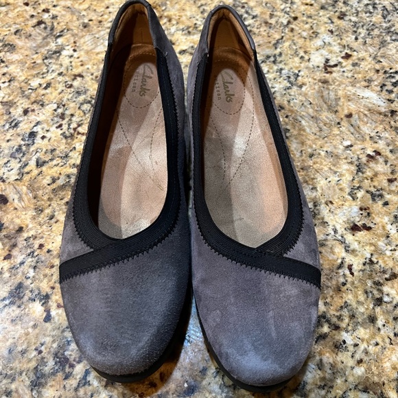 Clarks | Shoes | Clarks Grey Suede Feel Ladies 95 Shoes | Poshmark